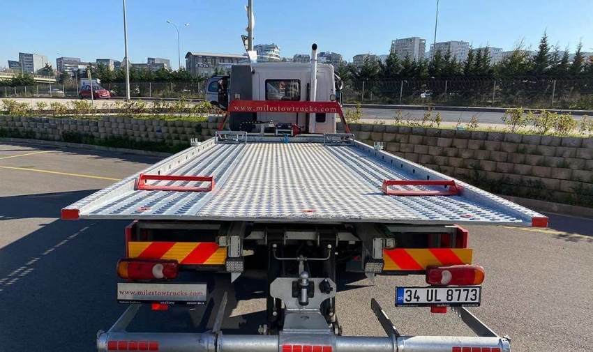 Steel Sliding Platform - Miles Fahrzeugbau Gmbh