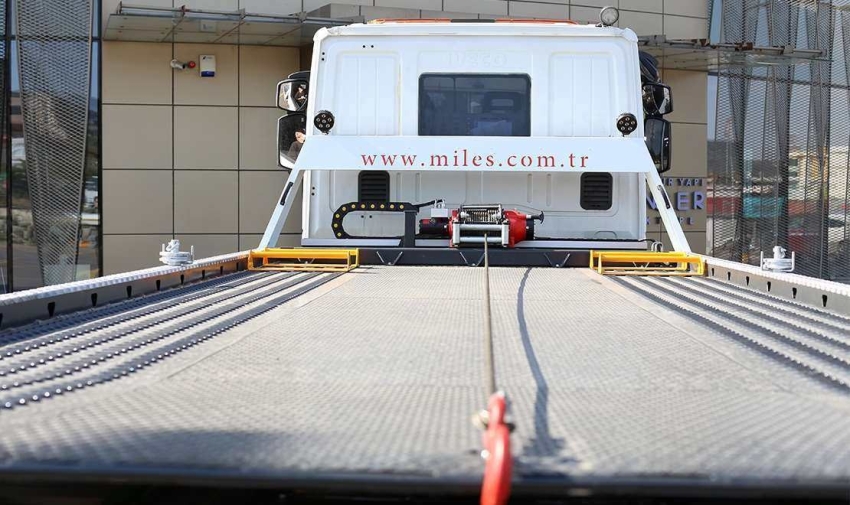 Steel Sliding Platform - Miles Fahrzeugbau Gmbh