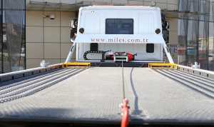 Steel Sliding Platform - Miles Fahrzeugbau Gmbh